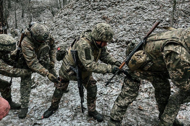 Ukrainian forces step up operations on the battlefront. Day 1084 of the war | OSW Centre for ...